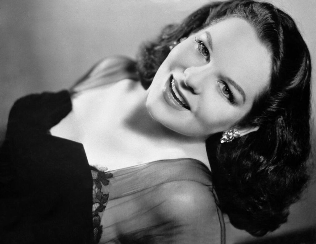 6 Notorious Female Gangsters - trpro.net