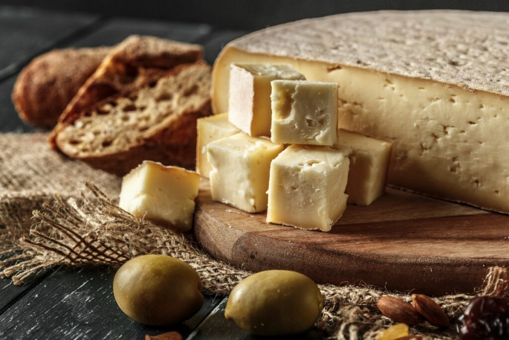 14 Fun Facts About Cheese That Will Blow Your Mind - trpro.net